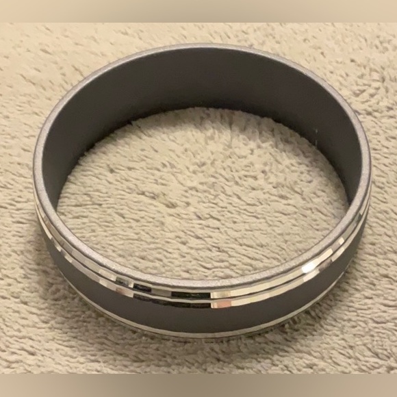 Jewelry | Vintage Metal Etched Grey Bangle | Poshmark